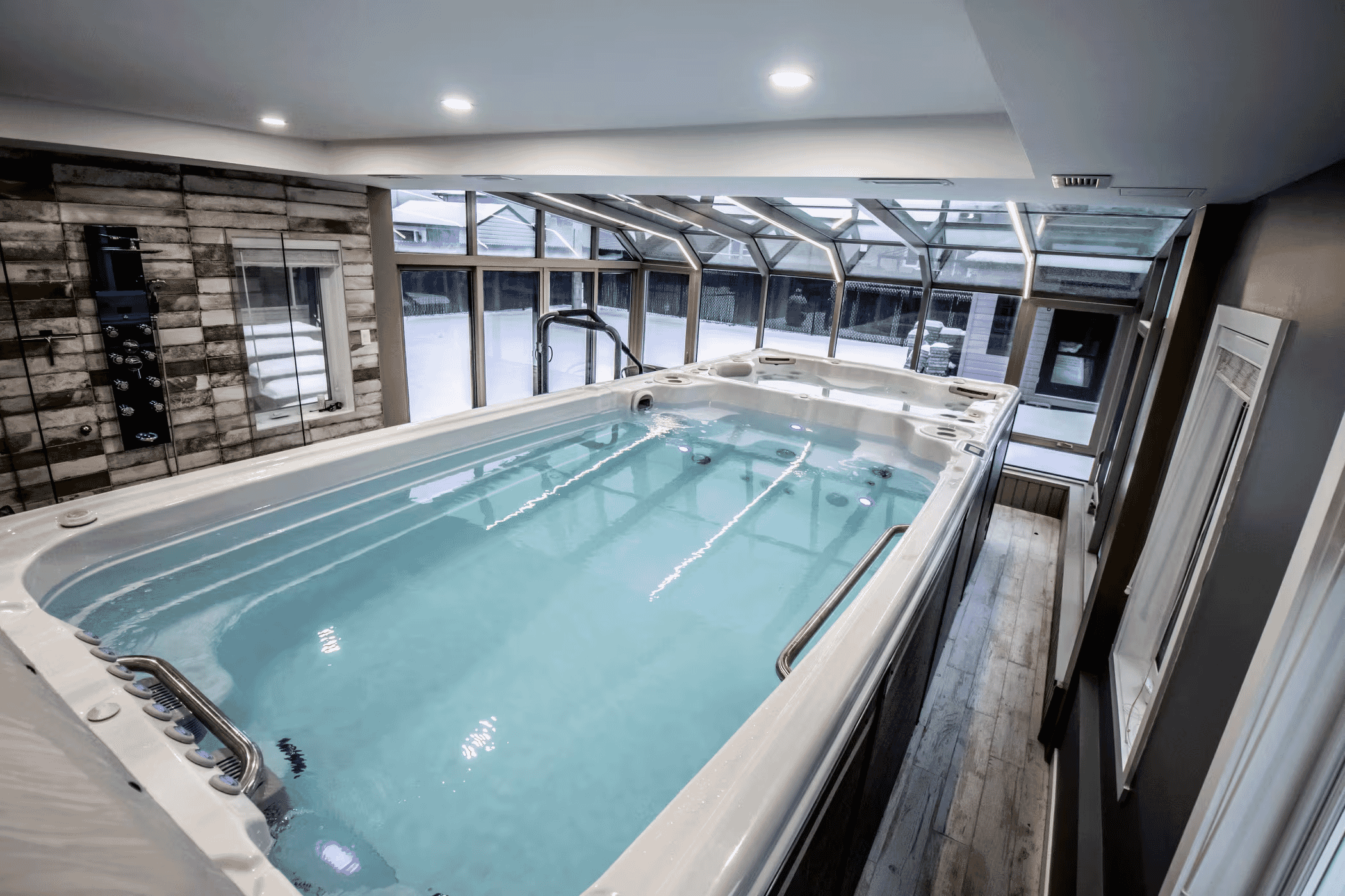 What’s the best Hydropool swim spa? - Hydropool UK