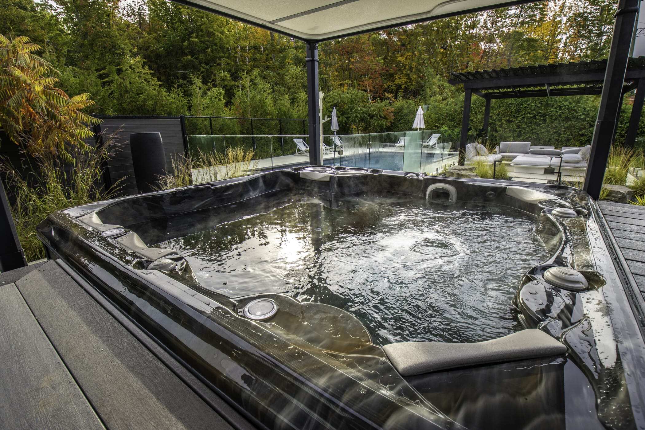 Are Hydropool Hot Tubs Worth It? Facts To Know About the Hot Tub Brand ...